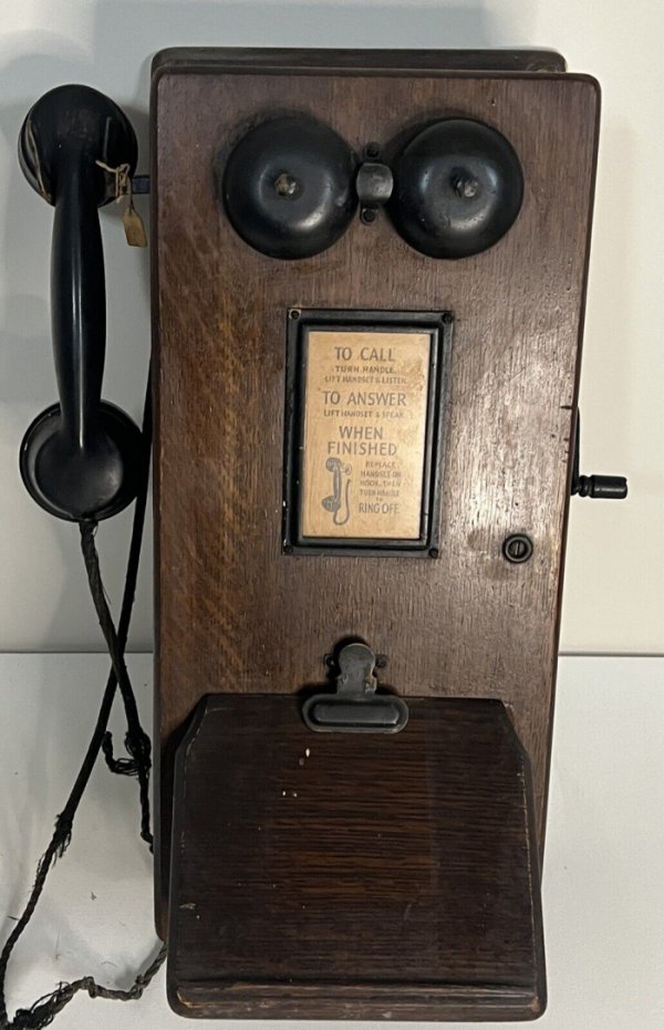 Australian Post Office - Telephone No. 233MW