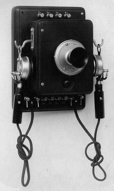 BELL TELEPHONE MANUFACTURING Co. (BTMC) - Telephone No. 2224