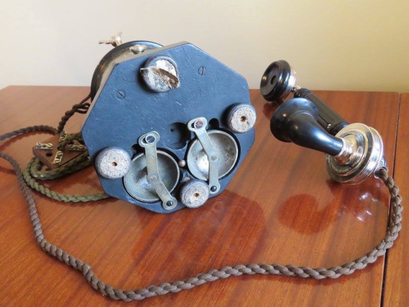 L. M. ERICSSON AC 210