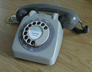 TELEPHONE COLOURS - 700 TYPE - BPO