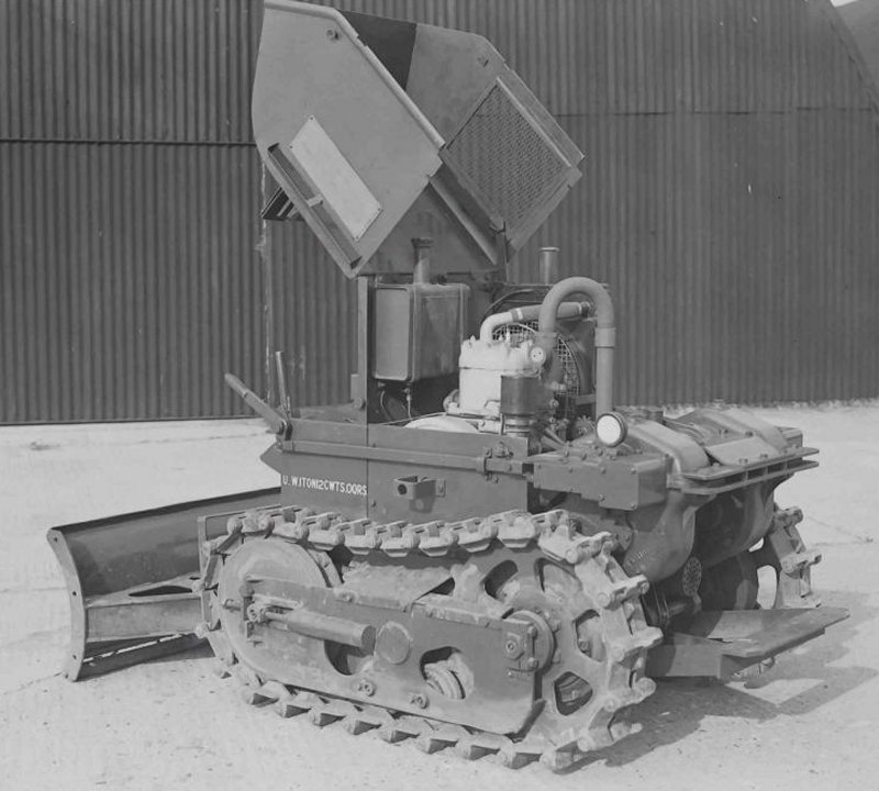 GPO - MECHANICAL AIDS - CALF DOZER (AVELING-BARFORD)