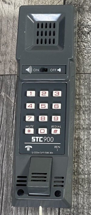 STC TELEPHONE No. STC900