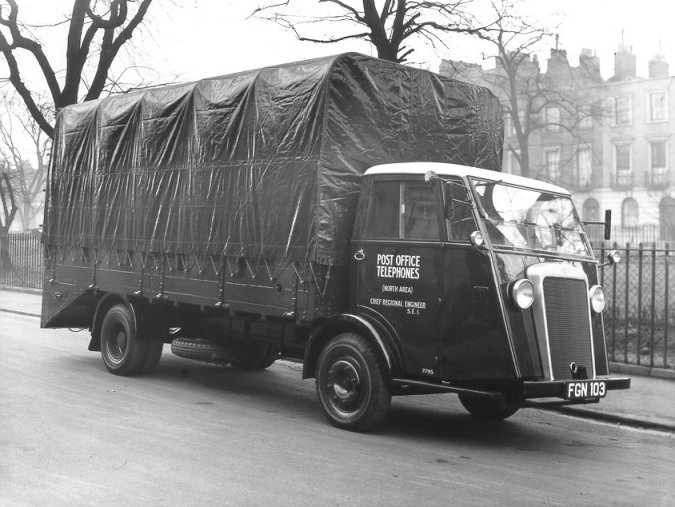 Karrier - Gamecock CK3 - 3 ton GPO Covered Wagon - 1939