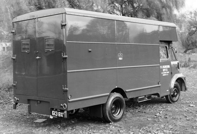Morris - FGK60 - 30cwt GPO Stores Vehicle - 1961